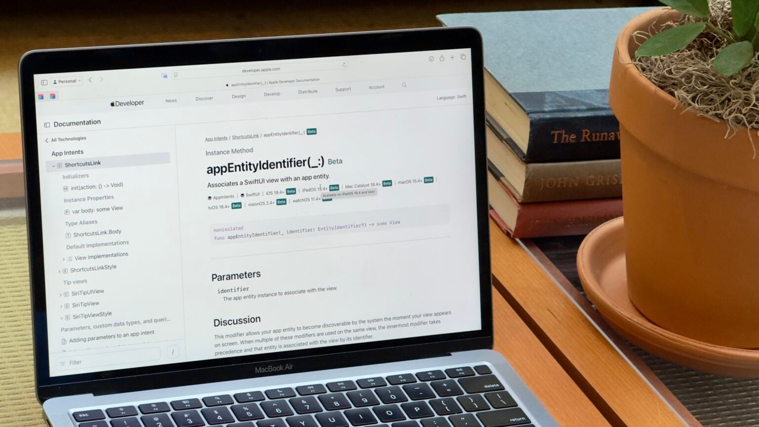 New developer APIs hint at ‘Personal Context’ for Apple Intelligence ...